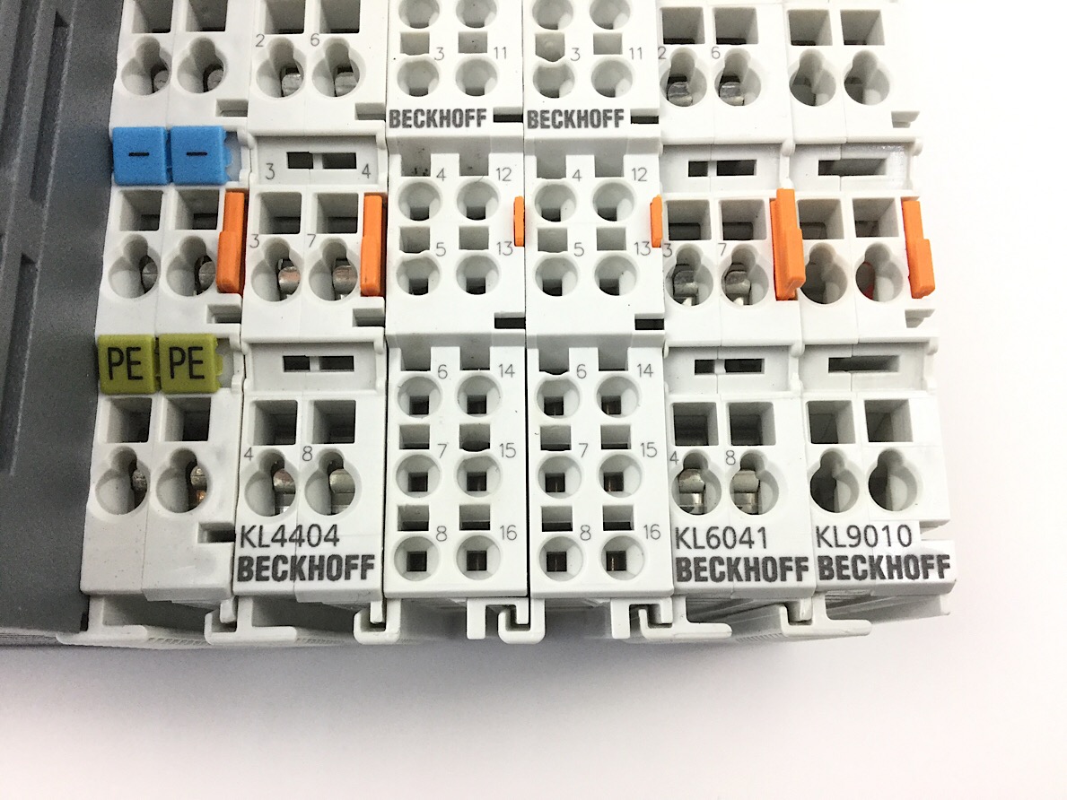 Beckhoff CX5010-1111 CPU Module mit 5 Module 1x KL4404, 1x KL1809, 1x KL2808