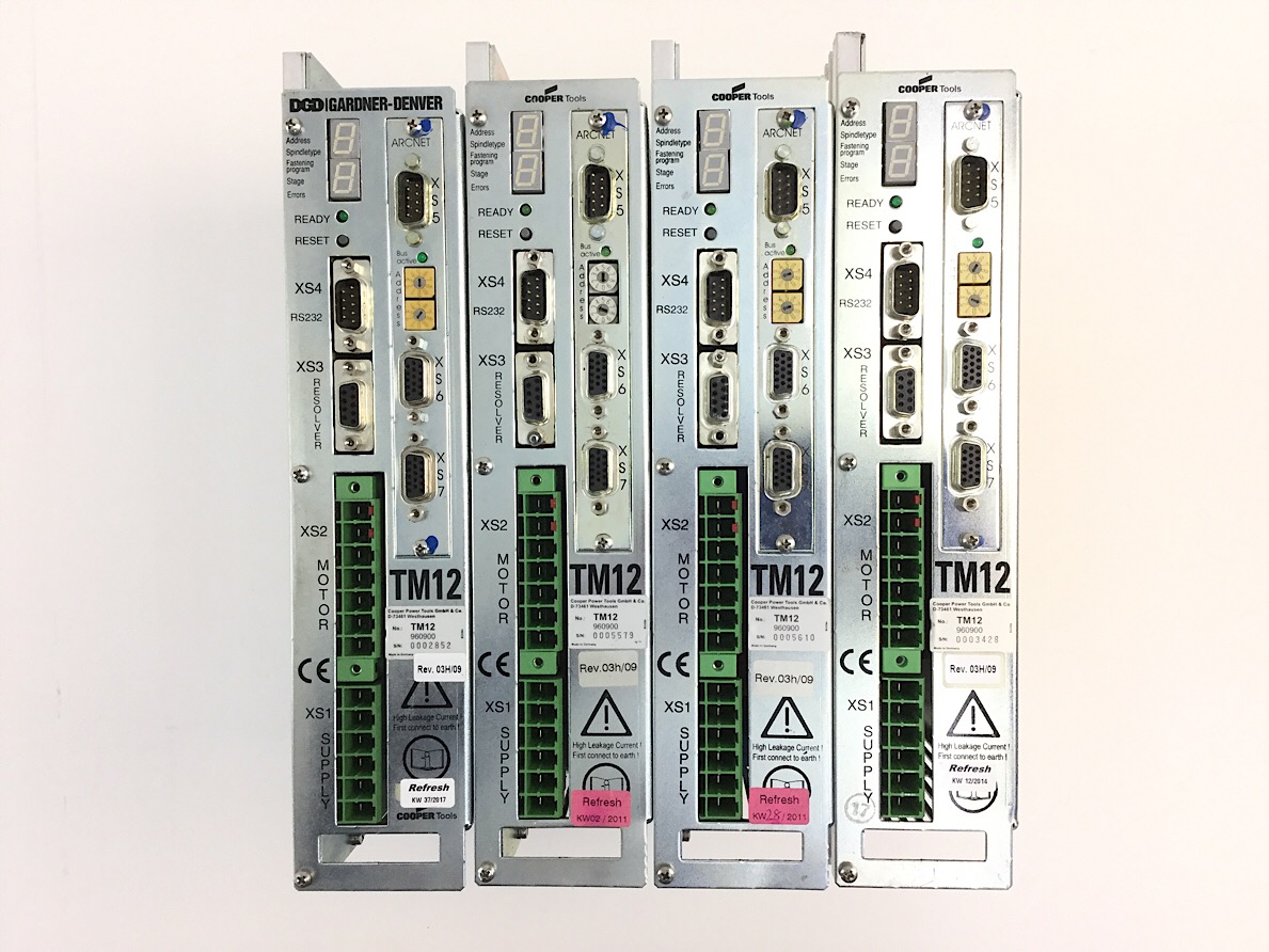 4x Cooper Power Tools TM12 Servo Controller
