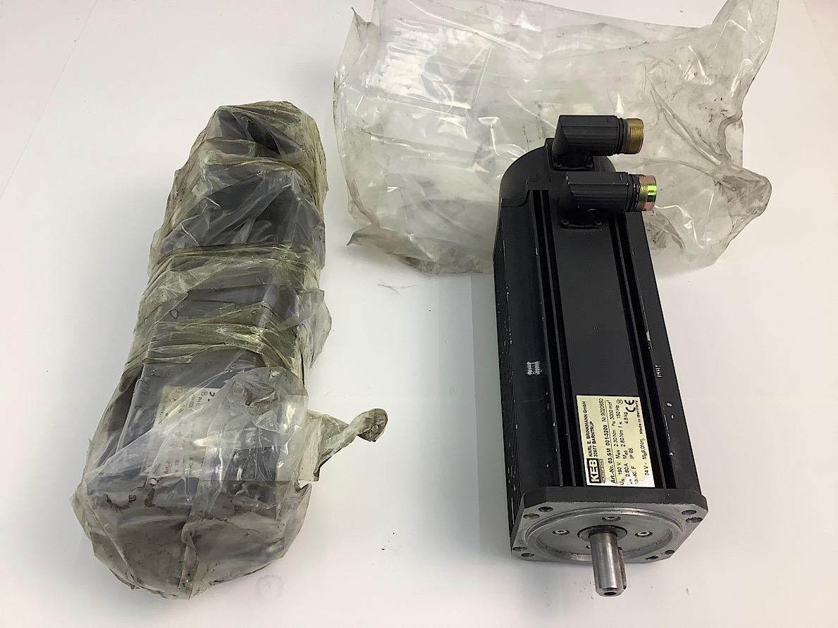 Set 2x KEB Brinkmann Servomotor Motor Synchronmotor 03.SM 001-3200