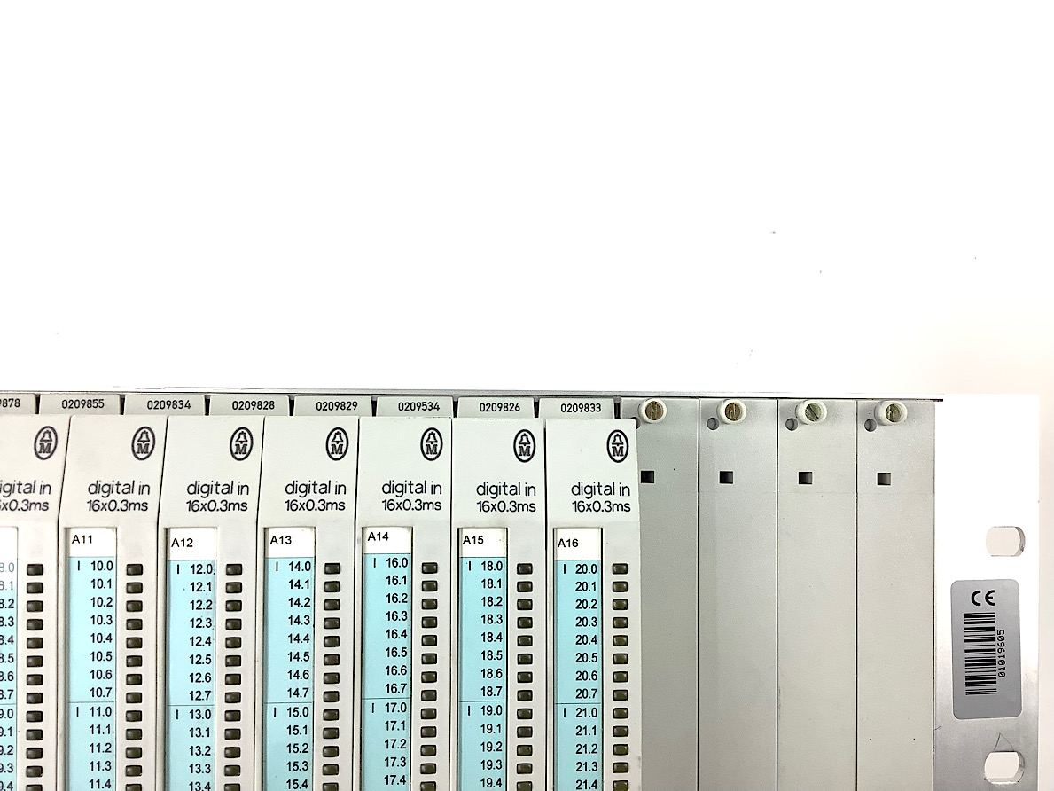 Moeller PS416-BGT-421 Modular Programmable Logic Controller mit 11x INP-401 Moeller PS416-BGT-421 Modular Programmable Logic Controller mit 11x INP-401