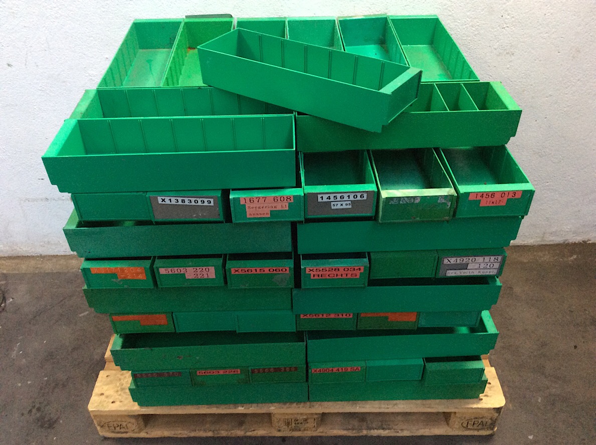 90x Regalbox Lagerbox Regalkasten, Lager- und Gebrauchsspuren, ca ...