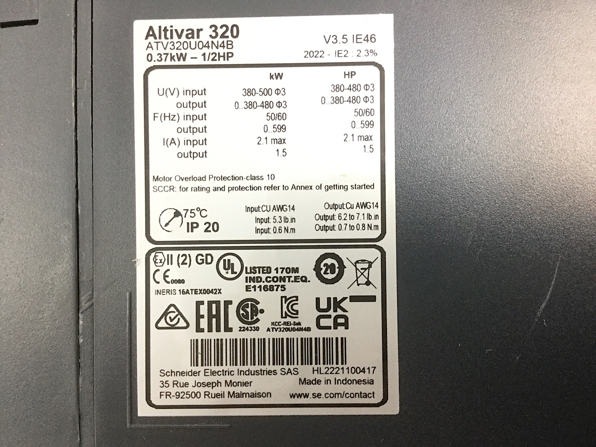 Schneider Electric Altivar 320 ATV320U04N4B Frequenzumrichter 0.37kW 1 ... Schneider Electric Altivar 320 ATV320U04N4B Frequenzumrichter 0.37kW 1 ...