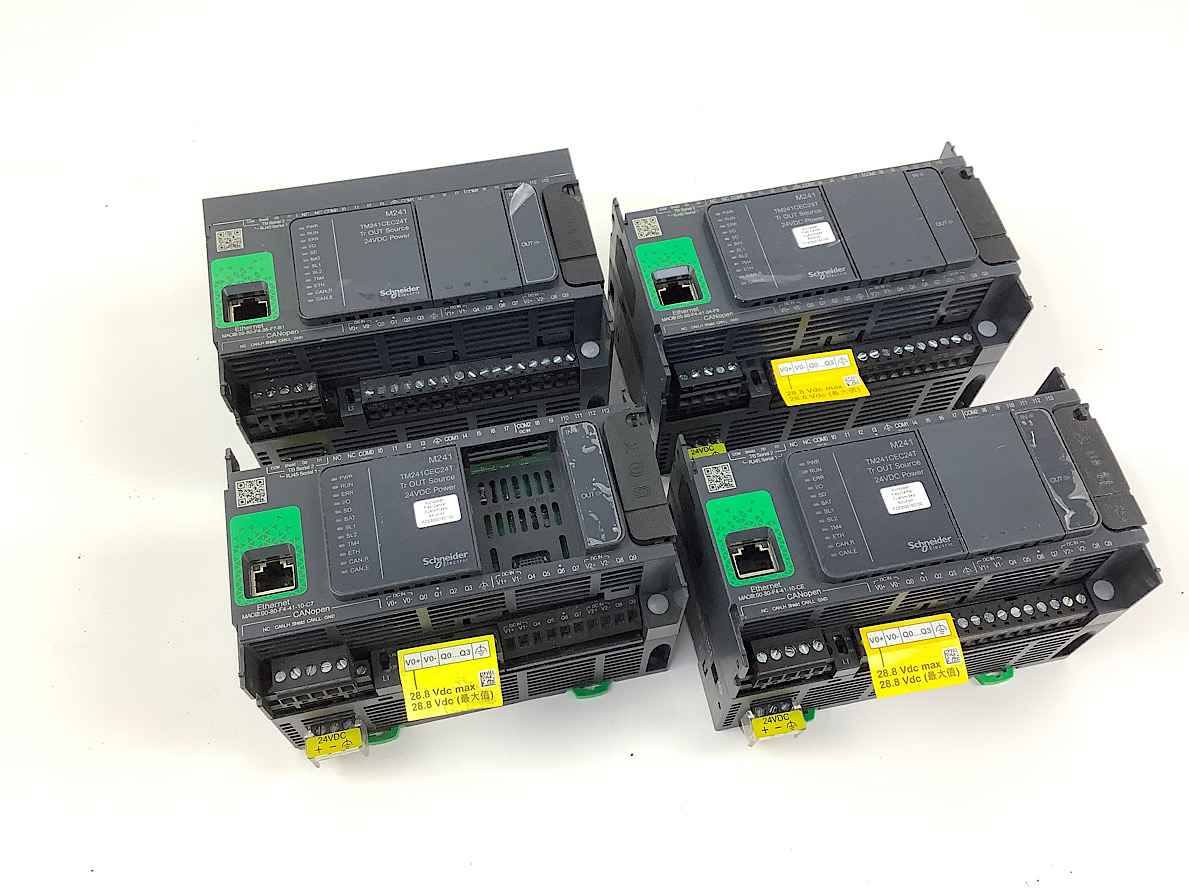 4x Schneider Electric Modicon TM241CEC24T controller, transistor PNP ...