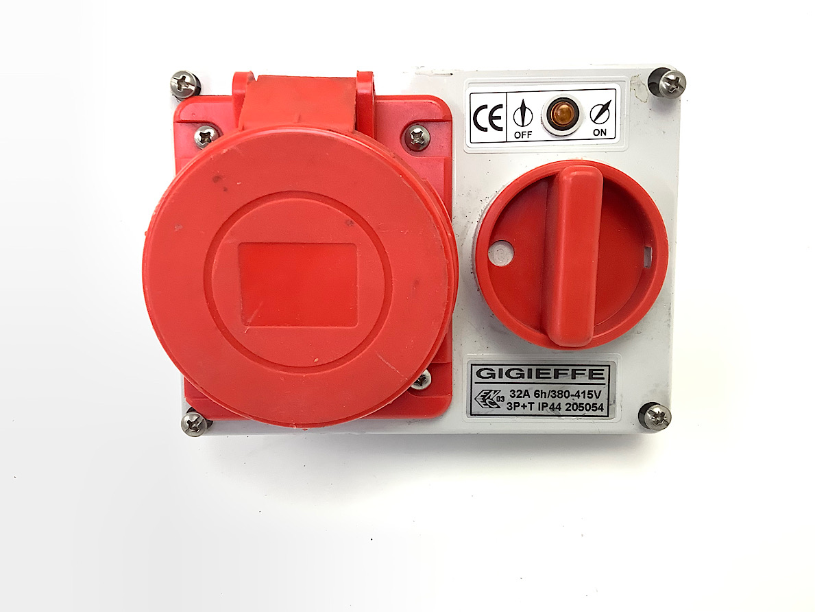 5x GIGIEFFE 32A 6h/380-415V Starkstrom Steckdose mit Schalter