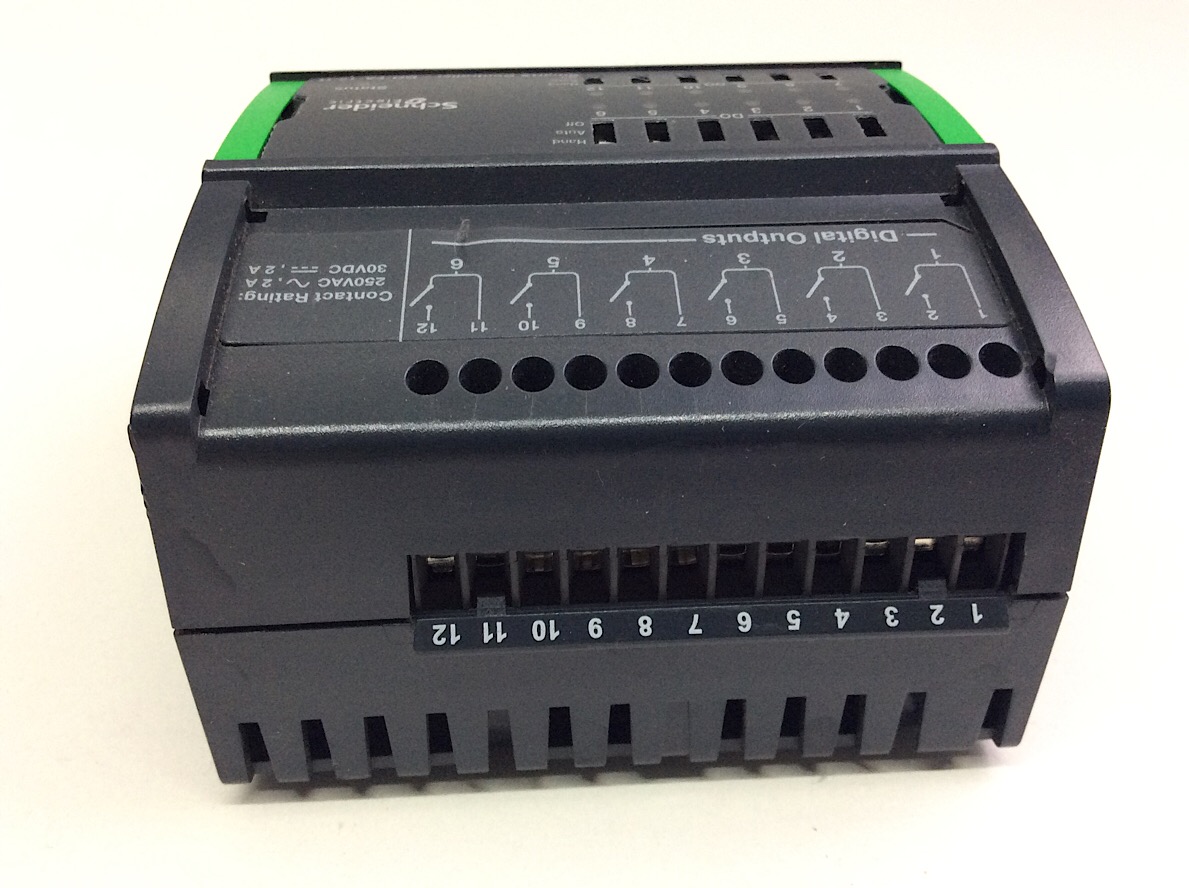 2x Schneider 1x Smart Controller DO-FA-12-H Module 1x Modicon TM3XHSC202