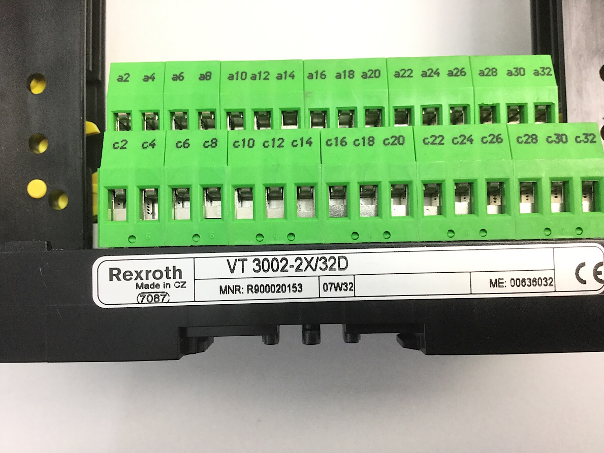 Set Rexroth VT 3002-2X/32D Verstärker Kartenhalter mit 1x 11110008 VT3014 S37 R5