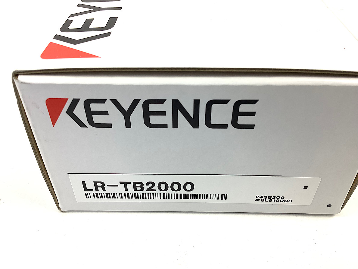 2x Keyence LR-TB2000 20-30VDC 50mA Laser Sensor