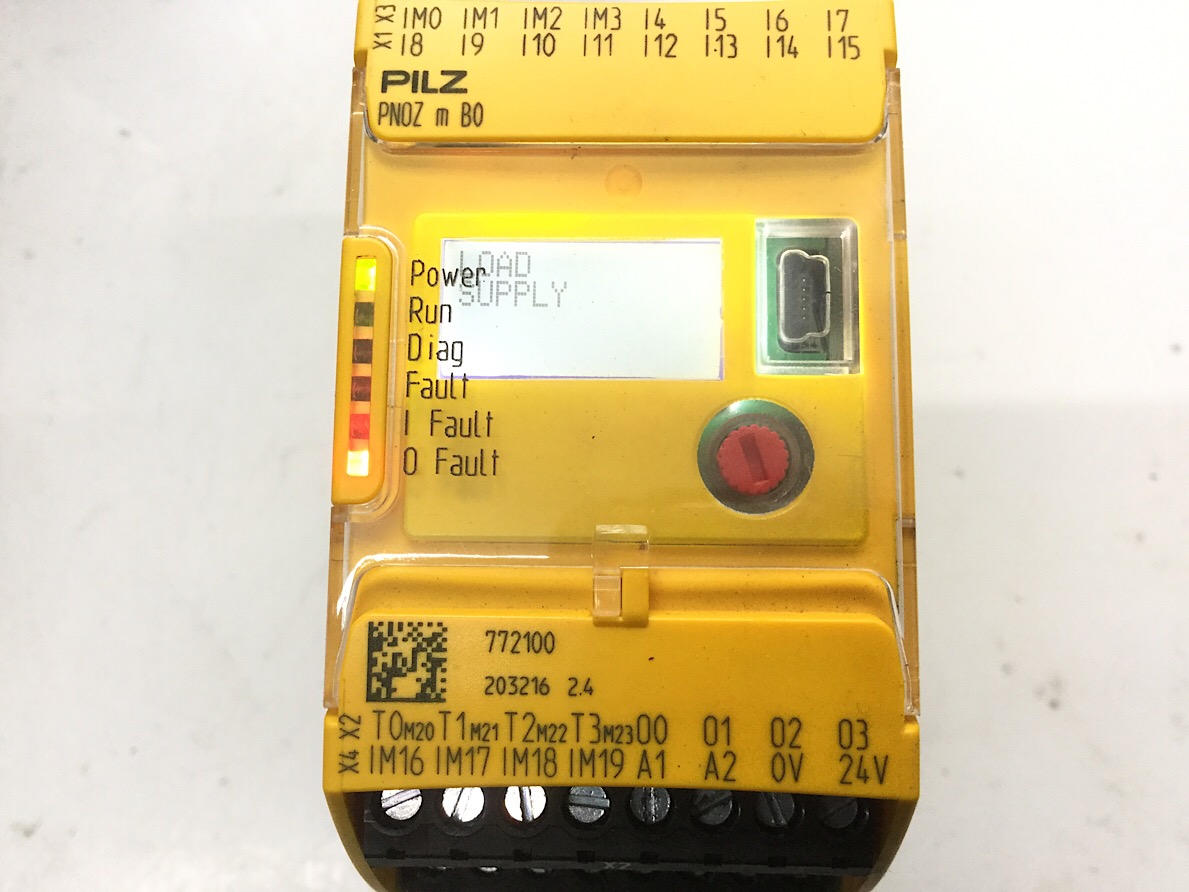 Pilz PNOZ m B0 772100 24VDC Sicherheitssteuerung