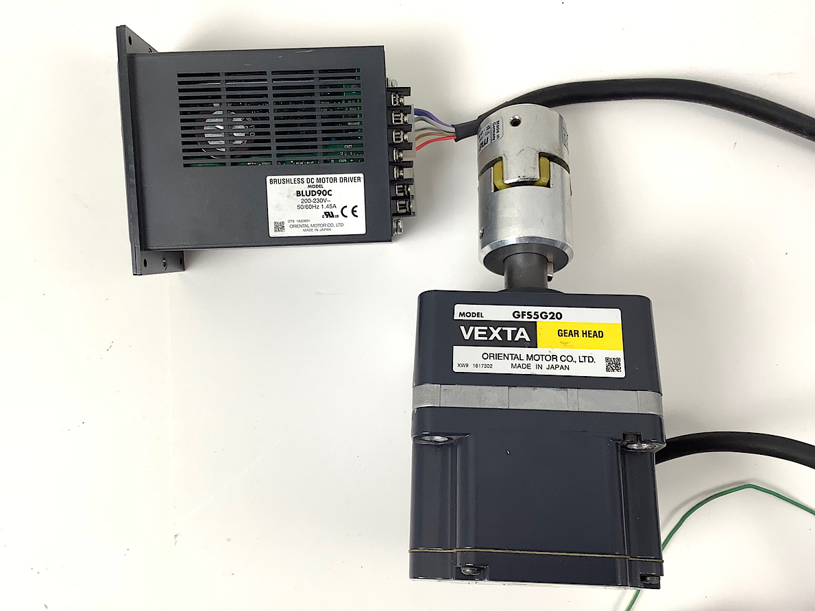 4er VEXTA Set 2x Getriebekopf GFS5G20, 2x DC Motor BLUD90C 230V 50/60Hz ...