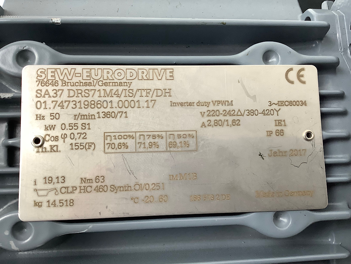 SEW Getriebemotor SA37 DRS71M4/IS/TF/DH 0,55kW, 1360/71 r/min 2,80/1,62A