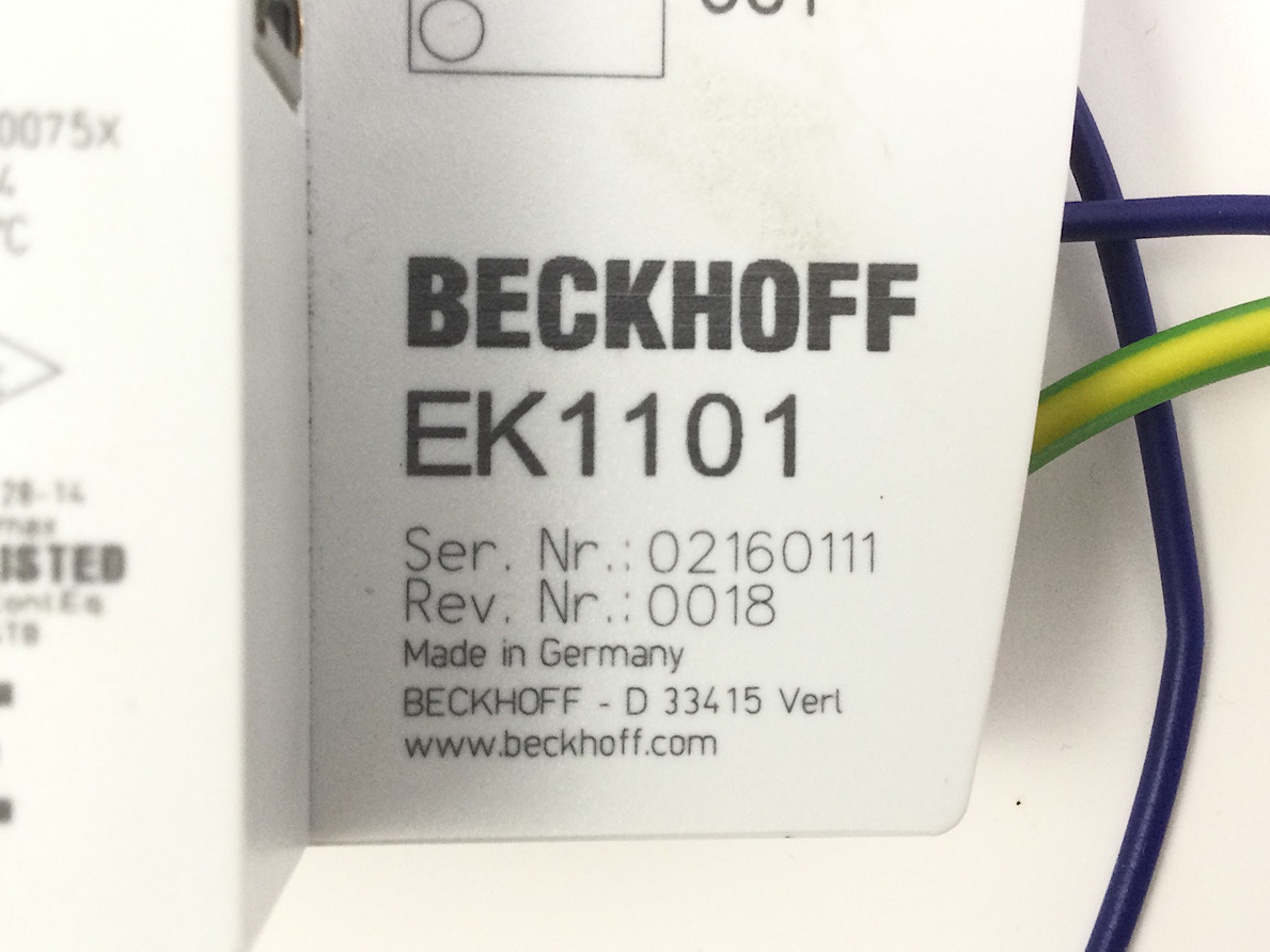 7x Beckhoff EK1101 EtherCAT-Koppler mit 13x EL2008, 6x EL9110, 7x EL1819