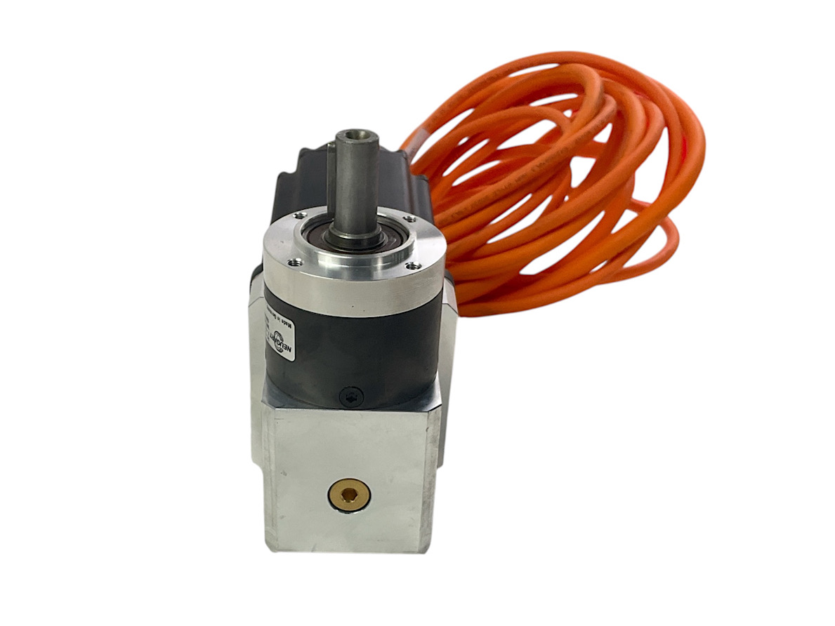 Rexroth Servomotor MSK040C-0600-NN-M1-UG0-NNNN 7500 r/min mit Neugart ...