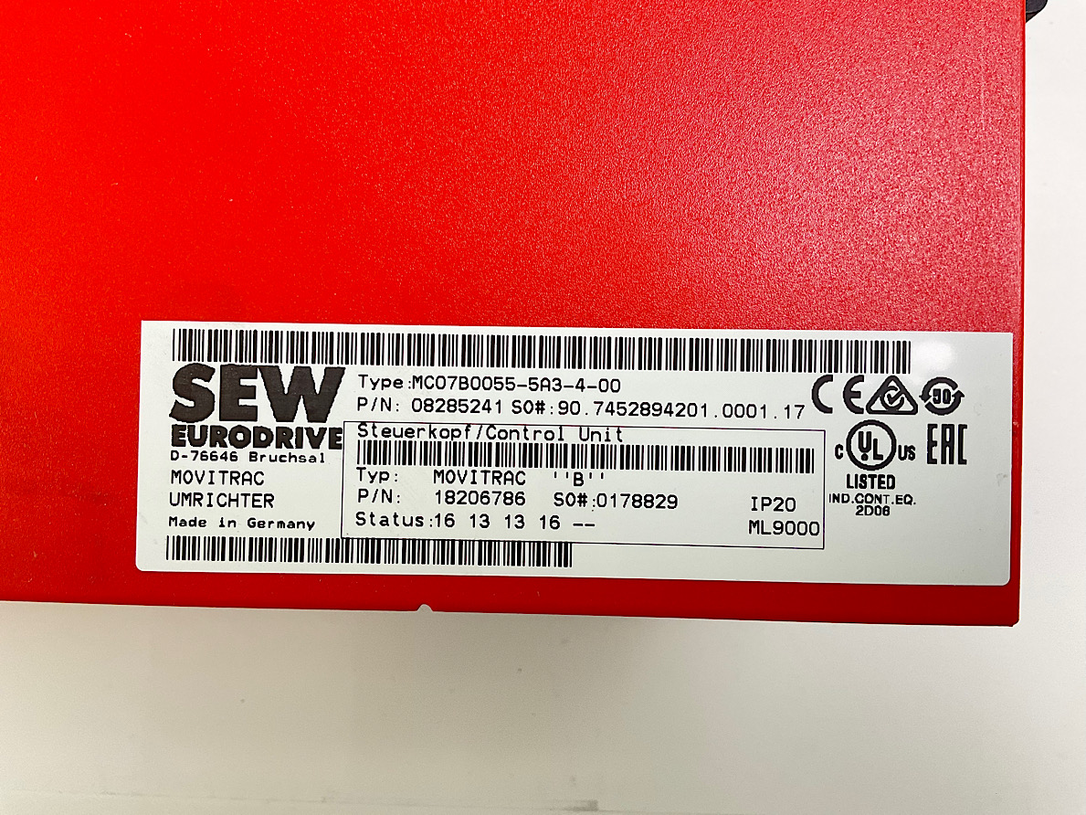 Sew Eurodrive MDX60A0054-5A3-4-00 mit MC07B0055-5A3-4-00 Frequenzumrichter